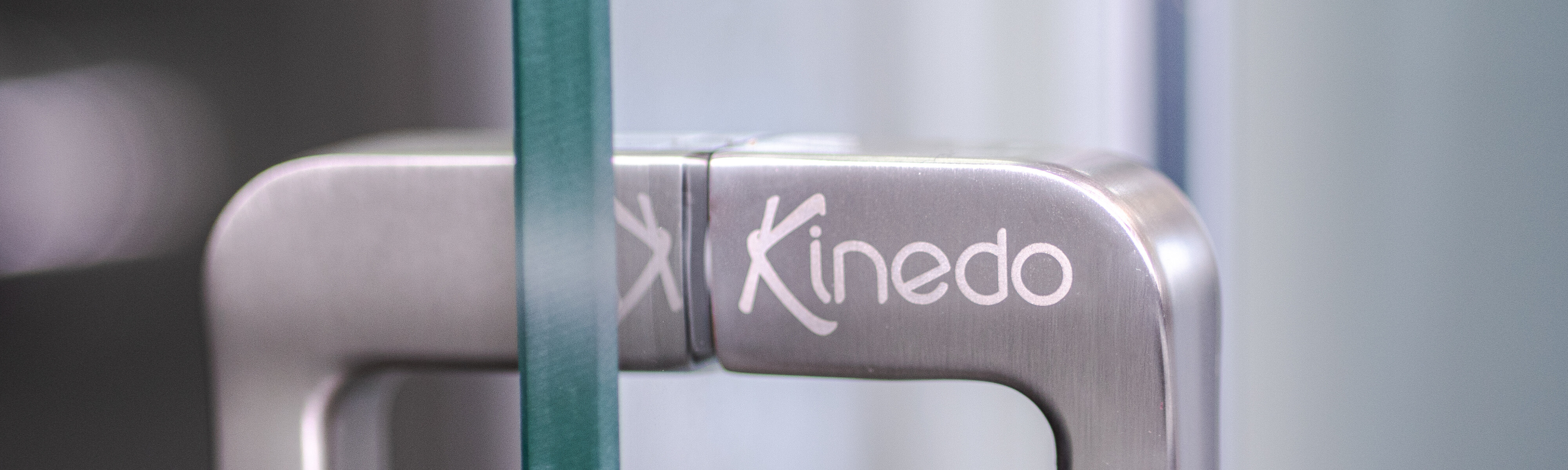 Kinedo : douches, baignoires balnéo et spas made in France